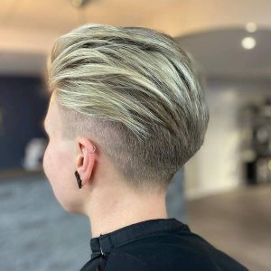 50 Coolest Undercut Short Pixie Haircut Ideas for Women in 2025 ...