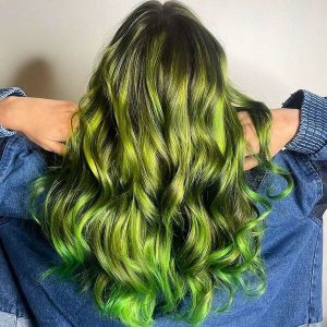 50 Coolest Green Hair Hairstyle Ideas for Women in 2025 | Hairstyle Secrets